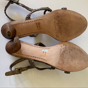 Richard Tyler | Shoes | Tyler By Richard Tyler Sandals | Poshmark